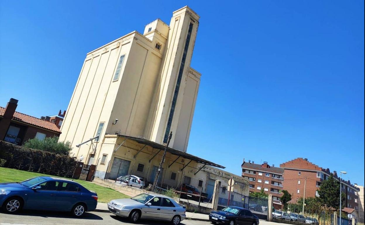 El Centro Juvenil deberá permanecer en el Silo al menos durante diez años | El Correo